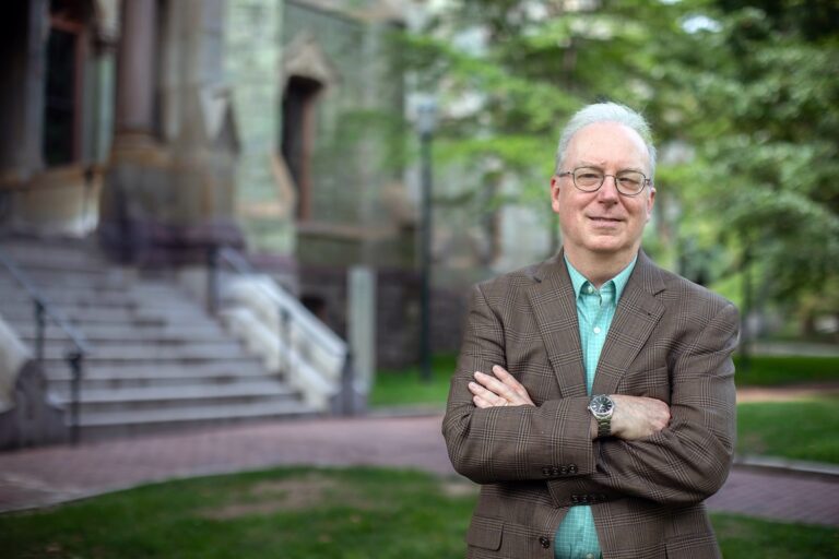Penn Physicist Charles Kane Wins 2025 Lorentz Medal For Topological ...