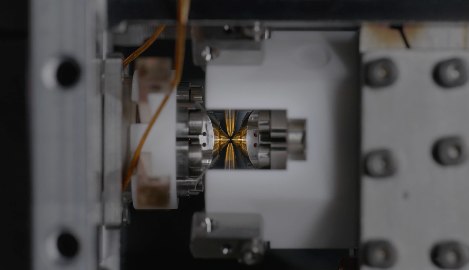 Nu Quantum Closes Oversubscribed $60 Million Series A